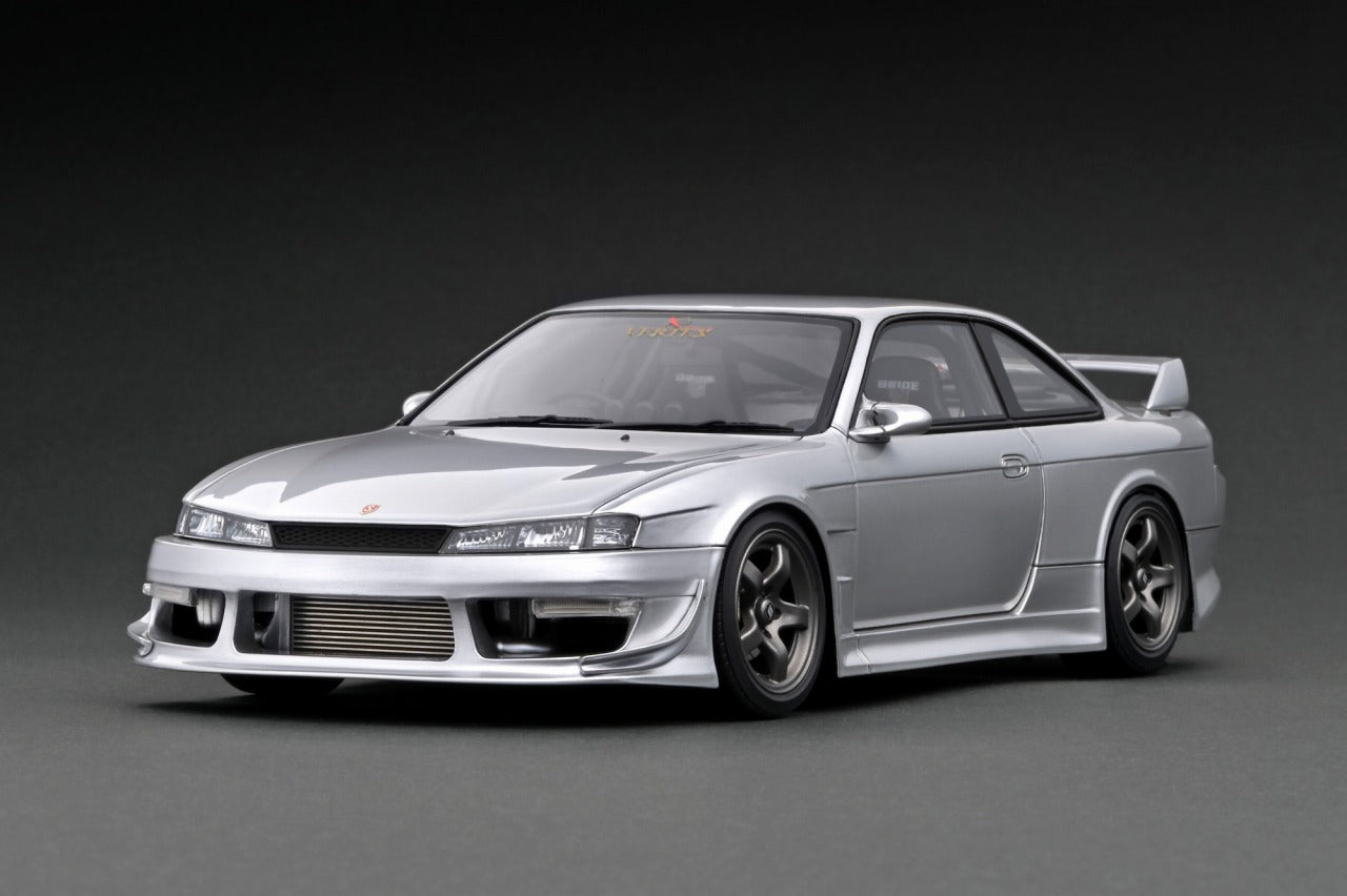 Ignition Model 1:18 Nissan Silvia (S14) VERTEX in Silver Ignition Model 1:18 Nissan Silvia (S14) VERTEX in Silver