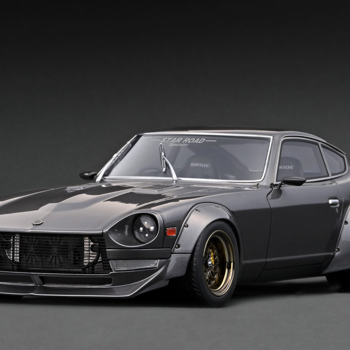 Ignition Model 1:18 Nissan Fairlady Z (S30) STAR ROAD in Gun Metallic – Model Cars Houston