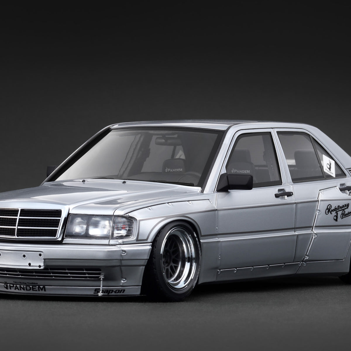 *PREORDER* Ignition Model 1:18 Mercedes-Benz 190 PANDEM in Silver ...