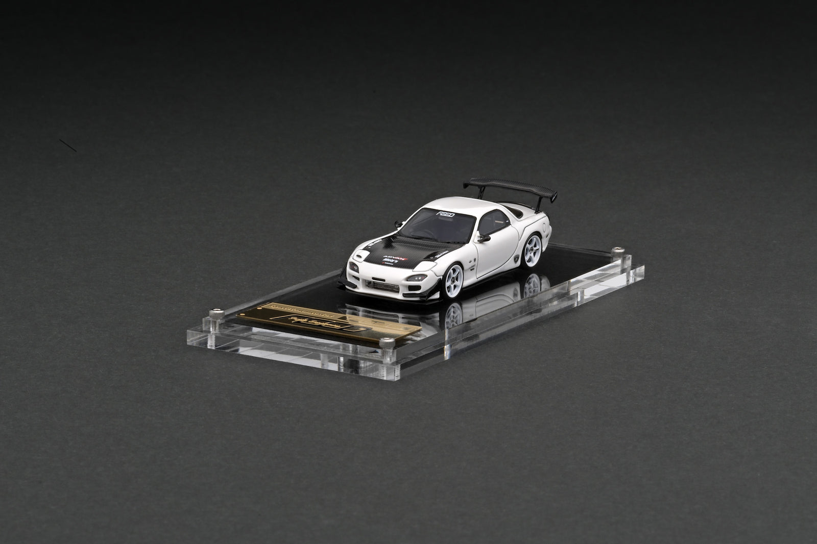 *PREORDER* Ignition Model 1:64 Mazda RX-7 (FD3S) FEED in White with Ca