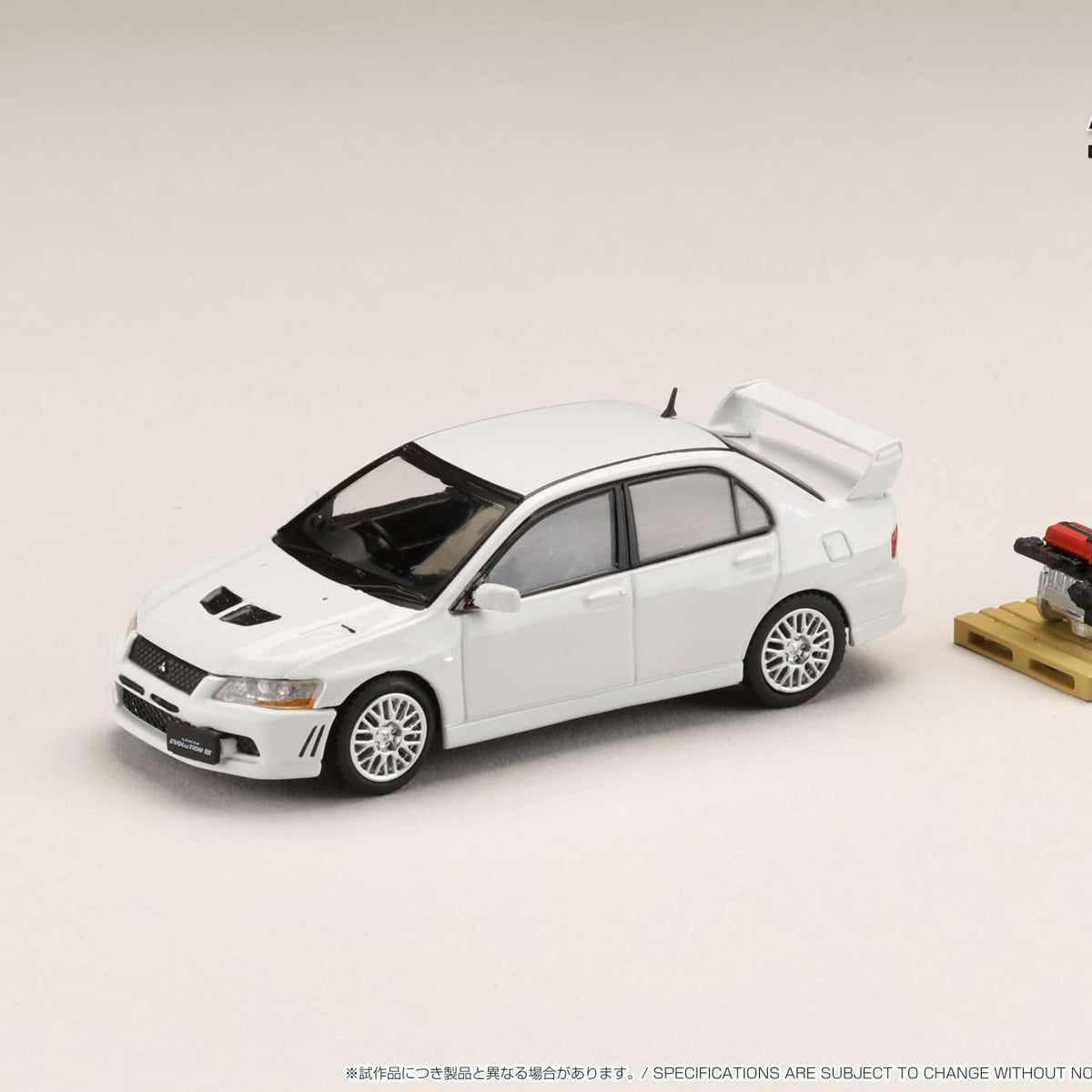 Hobby Japan 1:64 Mitsubishi Lancer GSR EVO 7 in Scotia White with ...