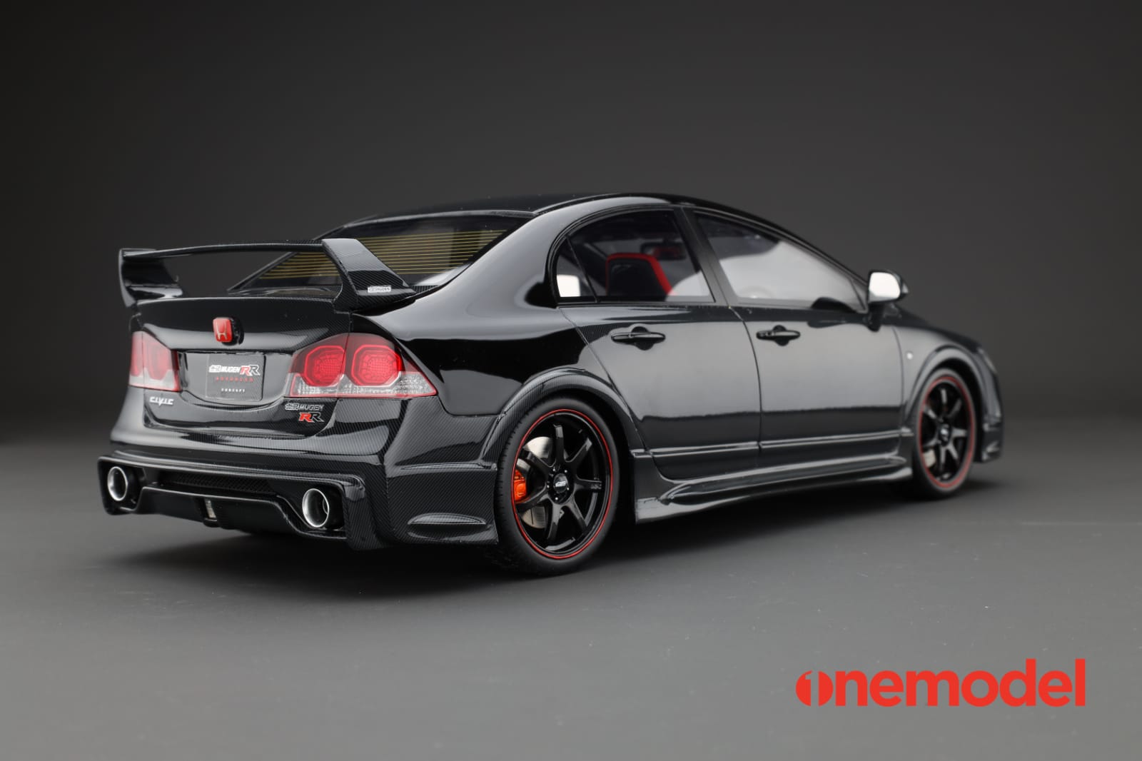 One Model 1:18 Honda Civic FD2 Mugen RR Advanced Concept in Black / Ca